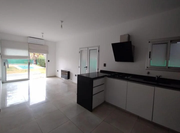 Alquilo Casa 3 dor . Villa Catalina Rio Ceballos… | Roomix